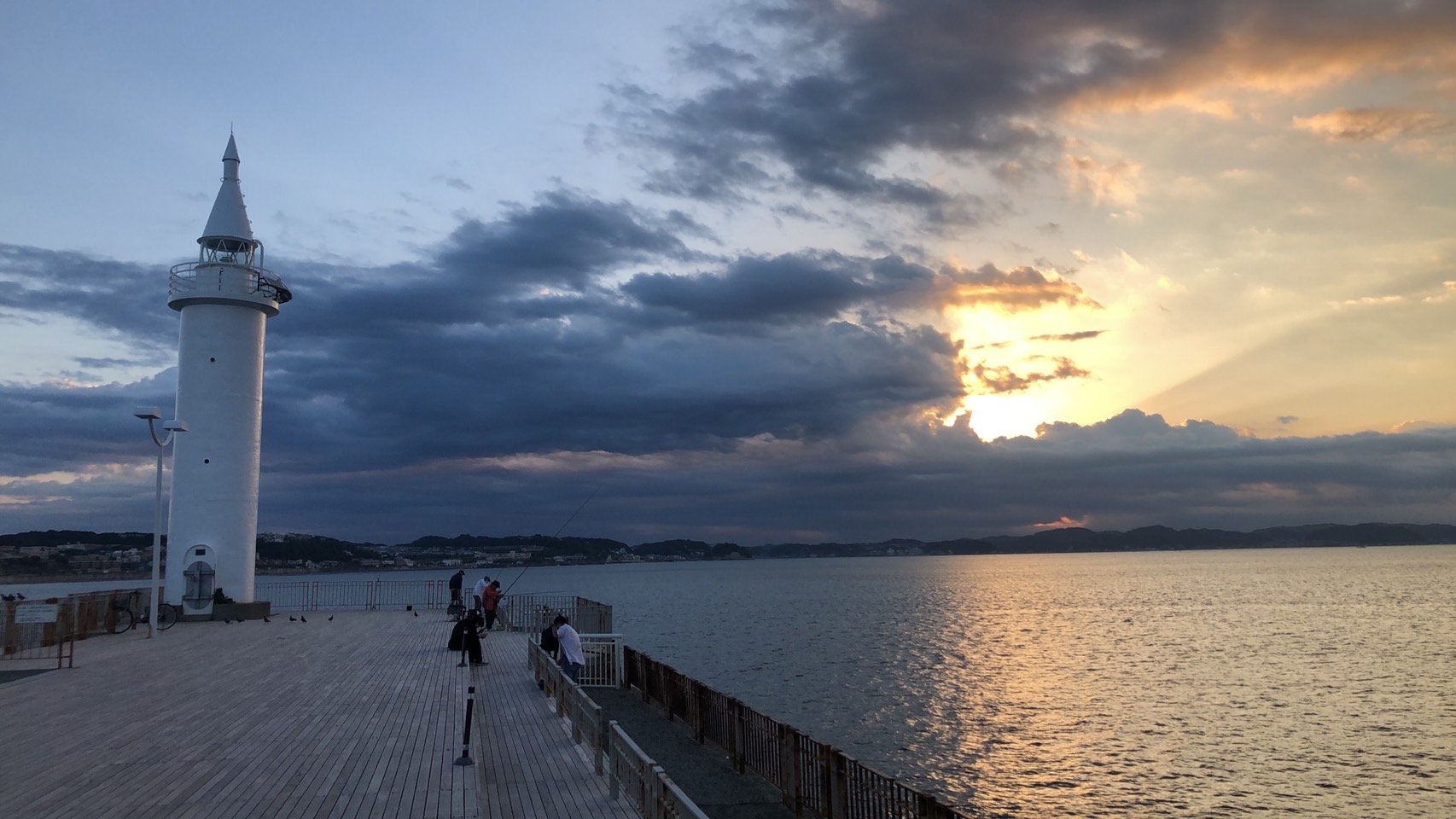 湘南 初心者サーフィンスクール江ノ島KAILOAの波情報 | 湘南・江ノ島サーフィンスクール【KAILOA】